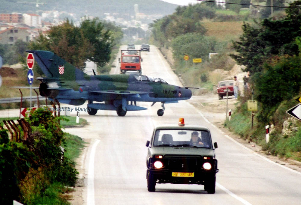 HercegBosna.org • Pogledaj temu - KUPITE JEBENE GRIPENE Srušila se dva ...