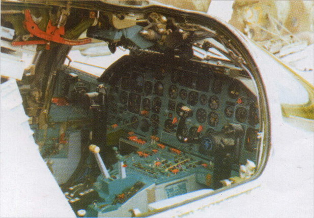 Tu 22M cockpit1 :: MyCity.rs